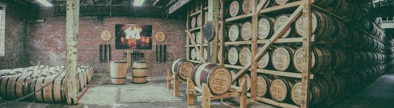 Bourbon Experience Louisville Kentucky - Peerless Distillery Tour