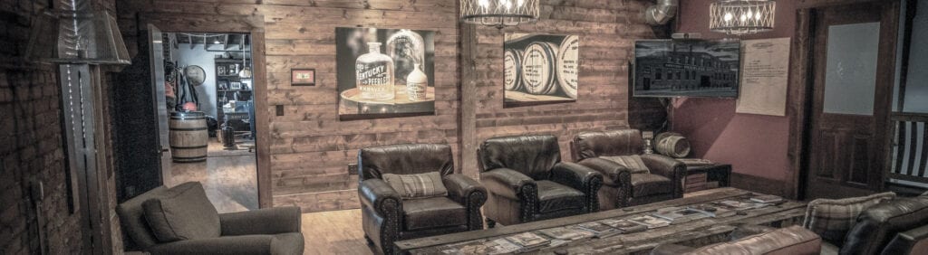 Bourbon Experience Louisville Kentucky - Peerless Distillery Tour